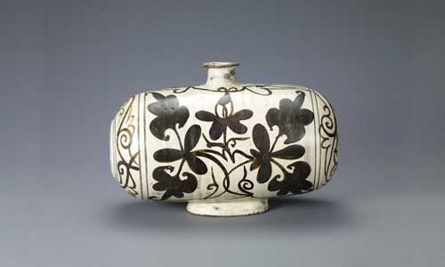 Poetry in Clay: Korean Buncheong Ceramics from the Leeum Collection on ...